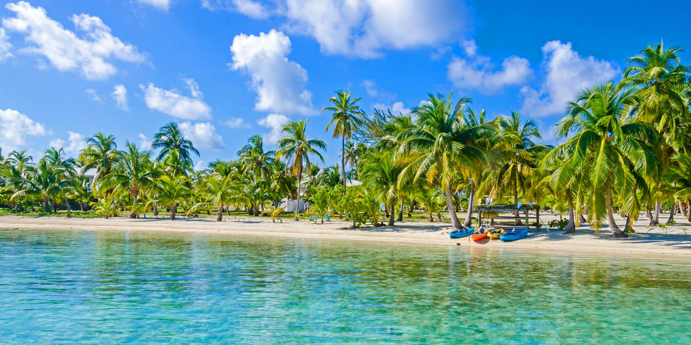 Belize: Caribbean Reefs & Mayan Culture | Rustic Pathways