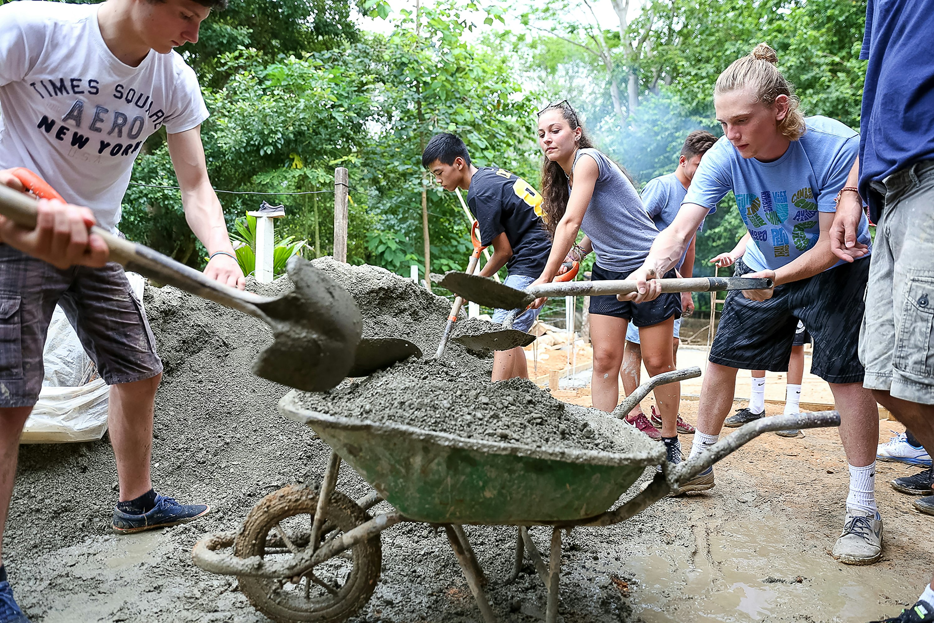 Costa Rica: Surf and Service | Rustic Pathways