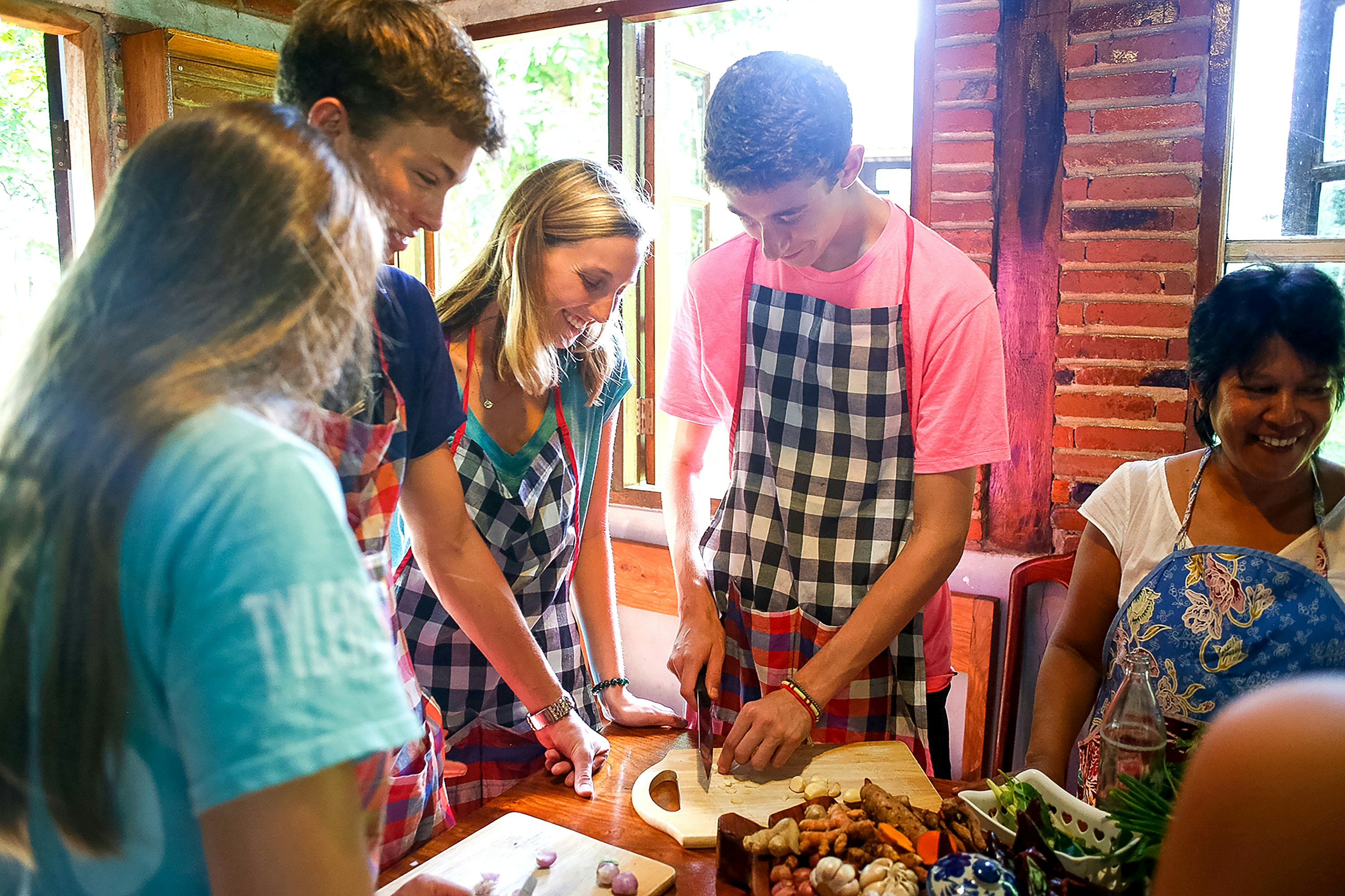 Summer Camp Activities: 26 Easy Ideas for Kids (Indoor + Outdoor ...