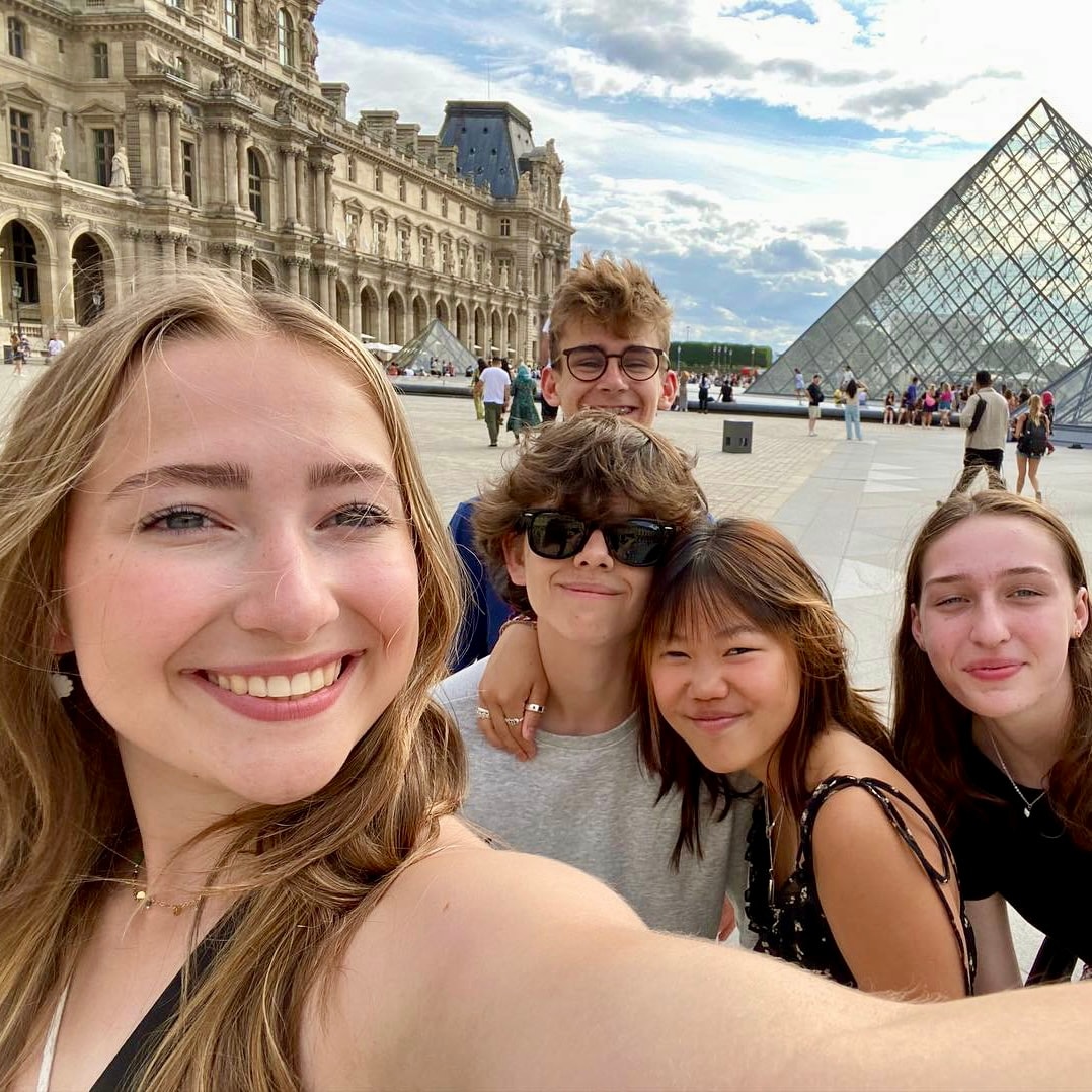 Teen Travel Resources: The Ultimate Hub for Planning Teen Adventures